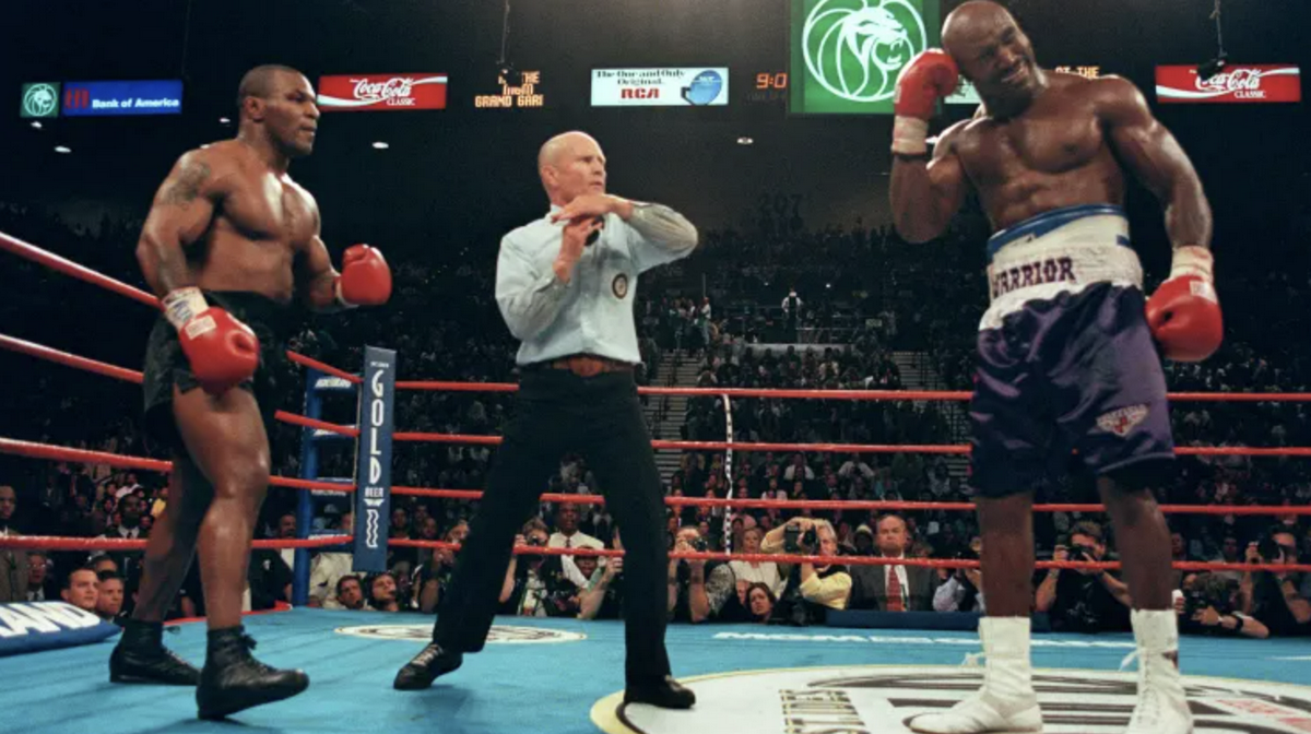 Майк Тайсон выпустит мармелад с марихуаной в виде уха Холифилда ...