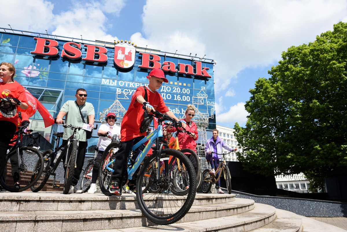 От офиса до Минск-Арены: БСБ Банк открыл велосезон | СмартПресс