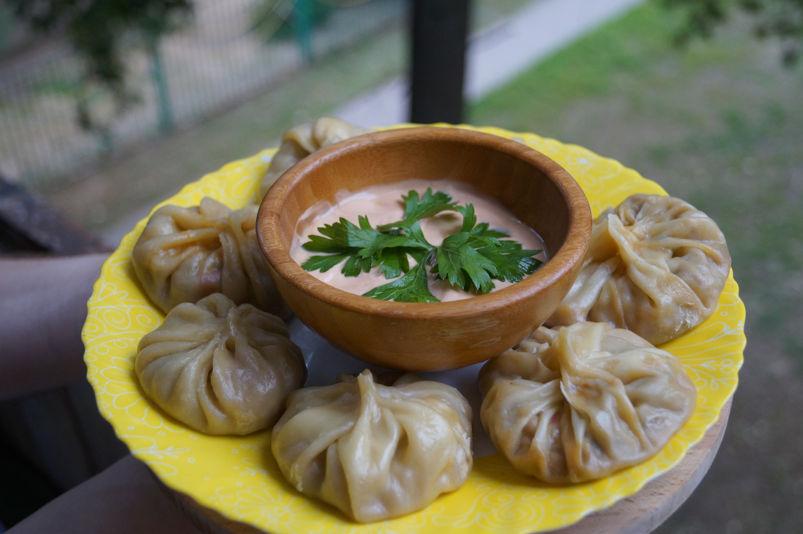 В Индии парень поспорил, что съест больше всех пельменей, и умер ...