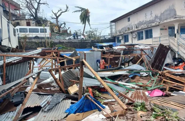 Самый сильный за почти 100 лет циклон: на острове Майотта могут быть ...