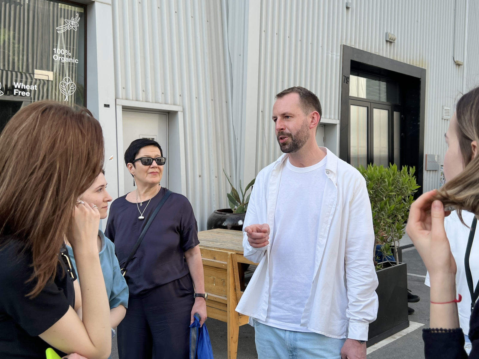 Слом шаблона: Дубай становится мировым центром современного искусства ...